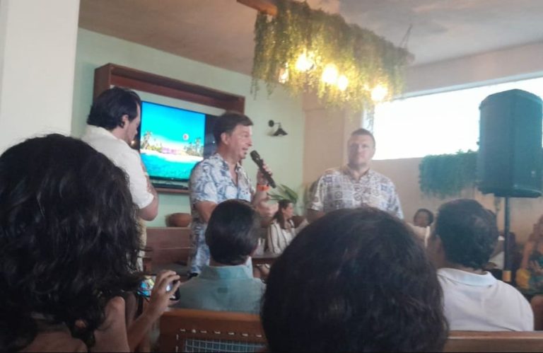 Royal Caribbean officially takes over cruise Port of Mahahual and ...