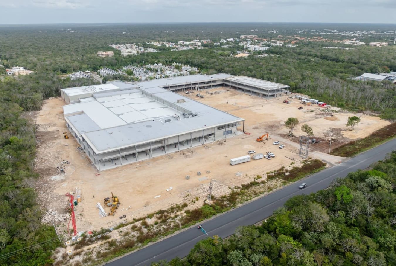 Tulum's first shopping mall 'represents growth, vision and dynamism ...